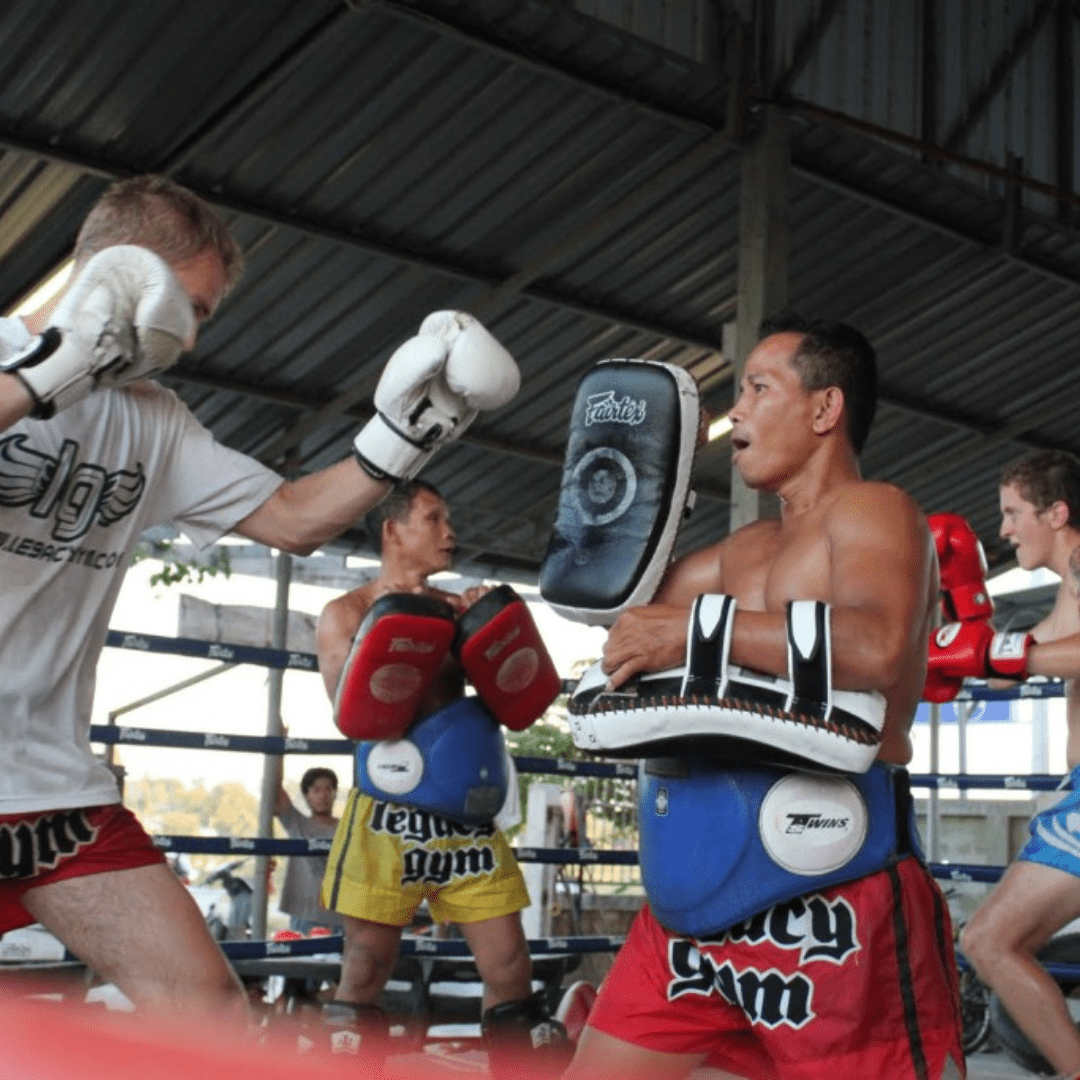 Buying Fight Gifts On a Budget
